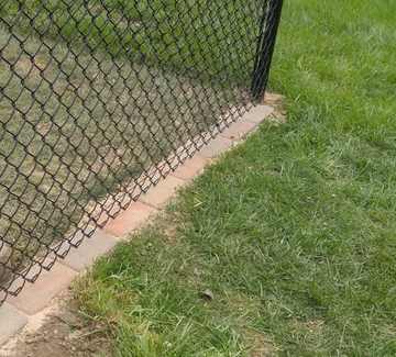 Stop Great Pyrenees Fence Diggers - National Great Pyrenees Rescue